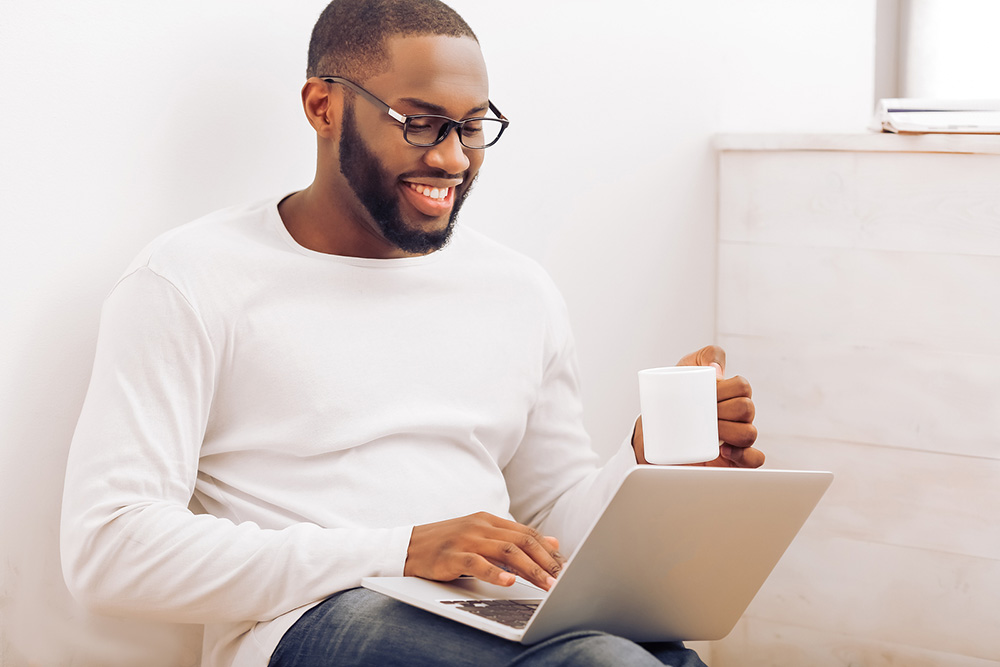 Employees can claim the working from home allowance for tax year 2021-22